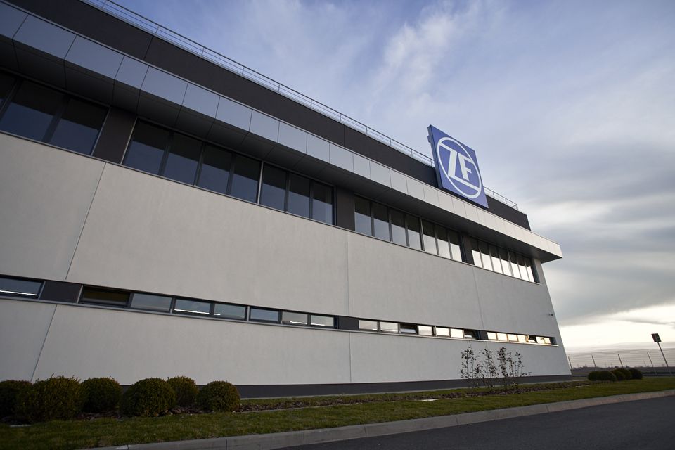 Njemačka kompanija ZF u Pančevu u tvornicu investirala 100 milijuna ...